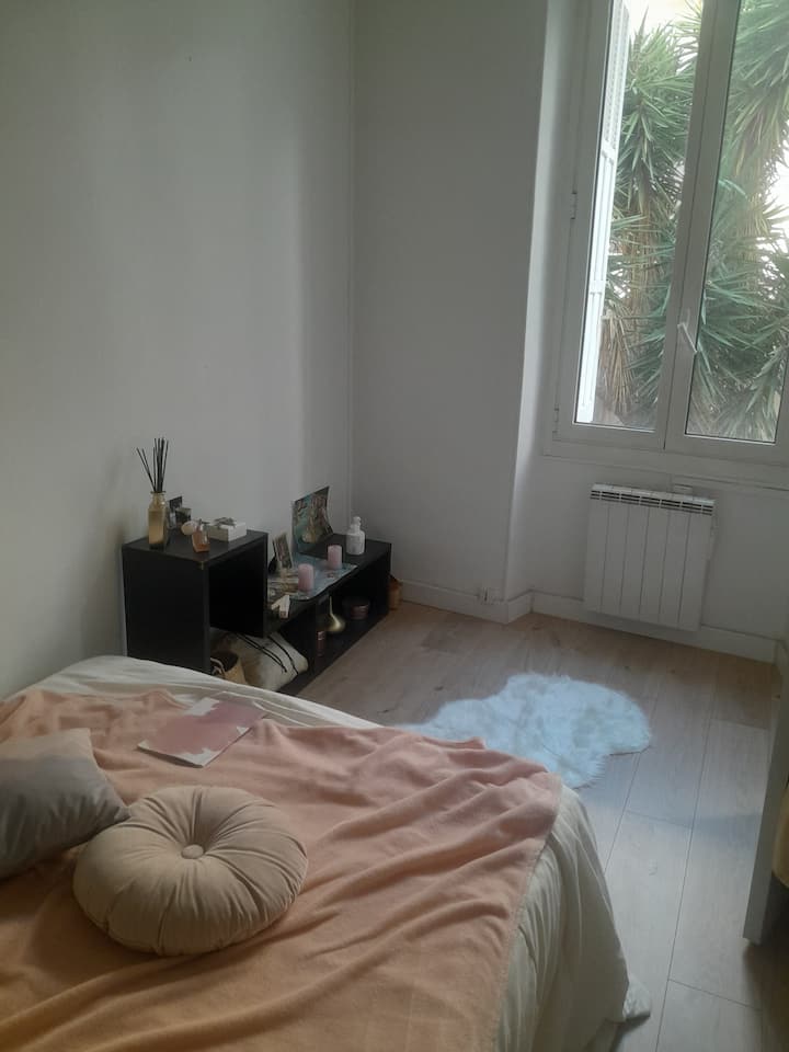 Chambre Privée Dans Appartement Méditerranéen Cosy - Marsella, Francia