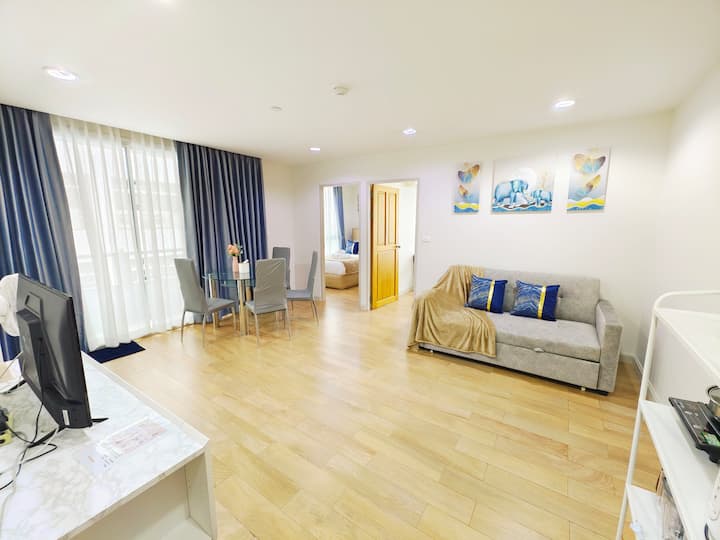 27 Bts 8min Pool 5person Asiatique - Bangkok