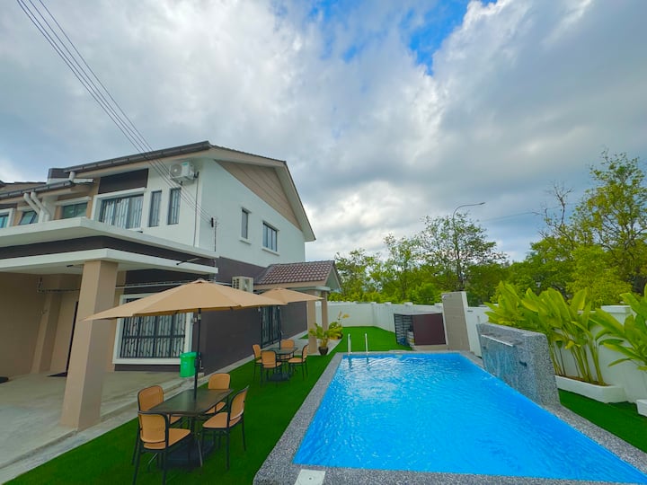 Villa Dhiya Private Pool Bukit Beruntung Rawang - Serendah