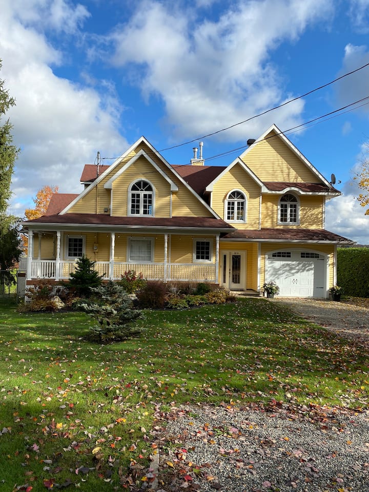 Chalet Familial Au Bord De L'eau - Sherbrooke
