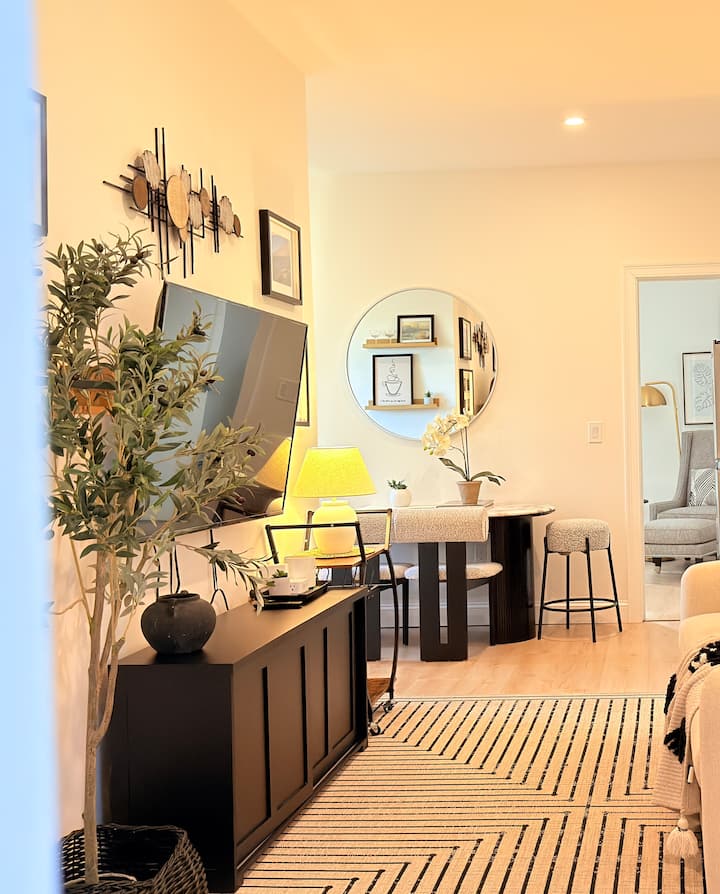 Weekday & Extended Stay Savings • Near Brown/risd - Providence, RI