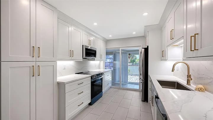 Easy 3 Minute Walk To The Beach - Venice, FL