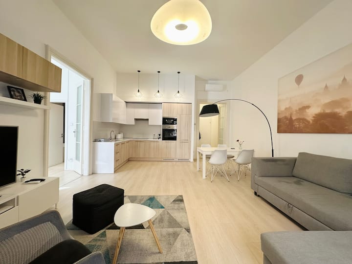 2 Bedrooms Apt In City Center. - Budapest