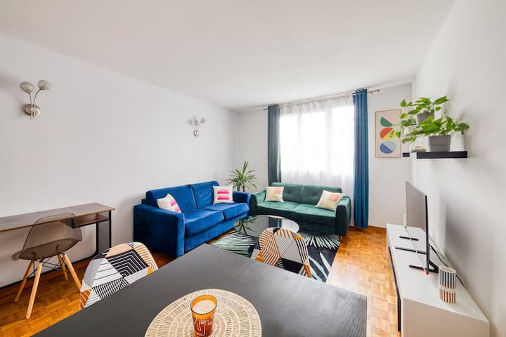 Halte à Versailles Parking Privé - Versailles