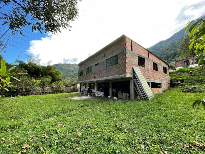 Olimpo Estadía, Apartaestudio - Cajamarca