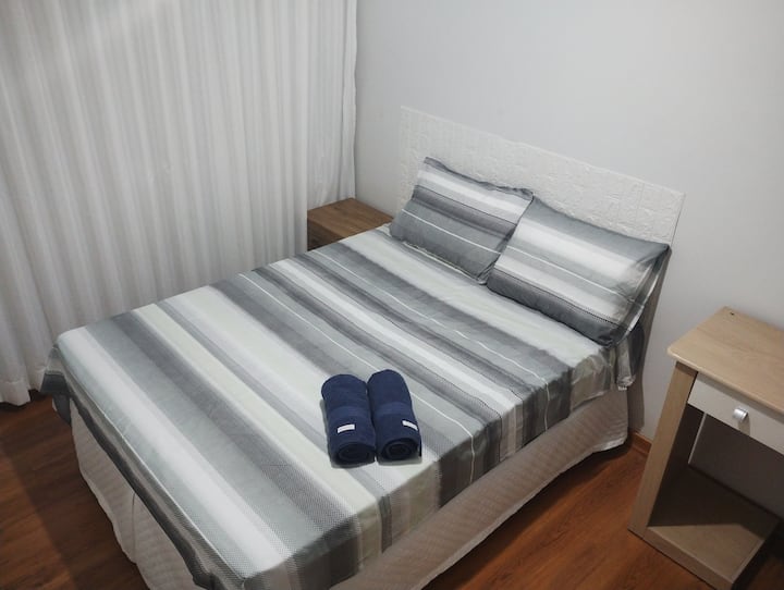 Apartamento 2 Quartos Completo No Portão - Curitiba