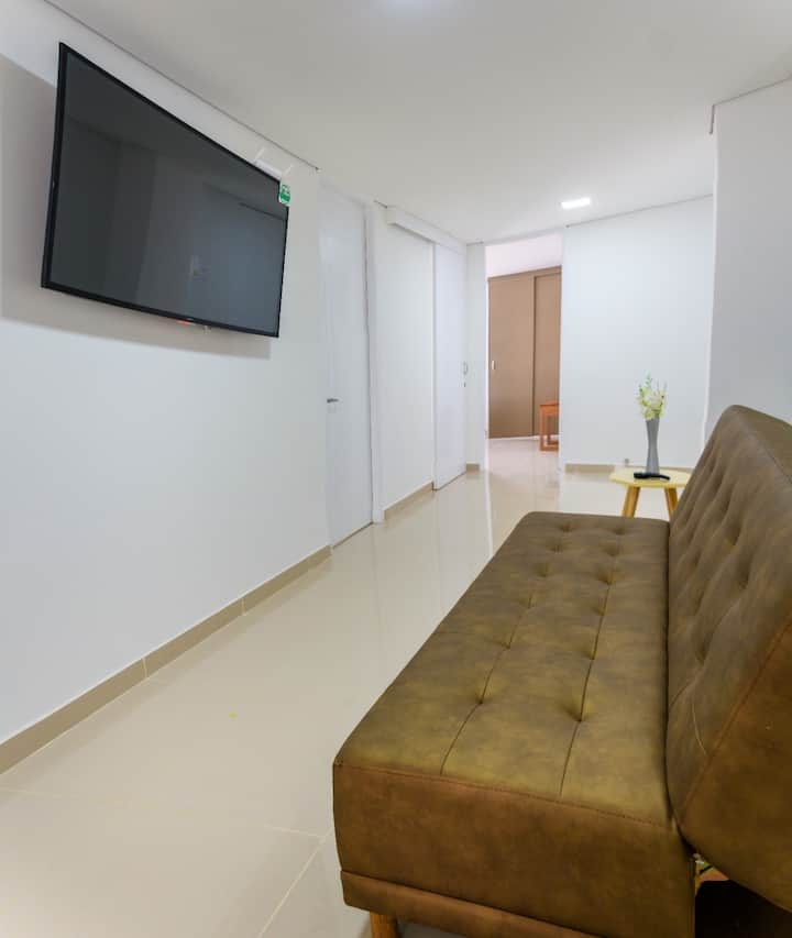 Apartamento Moderno Y Confortable En Medellín - Medellín