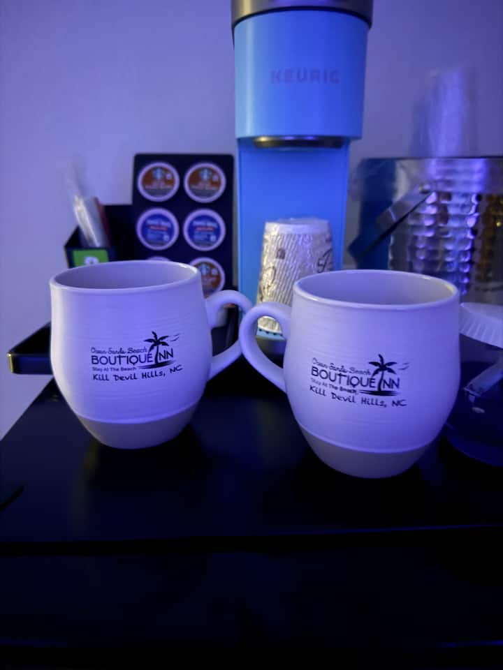 2 Queen Room W/free Breakfast & Evening Popcorn - Kill Devil Hills, NC