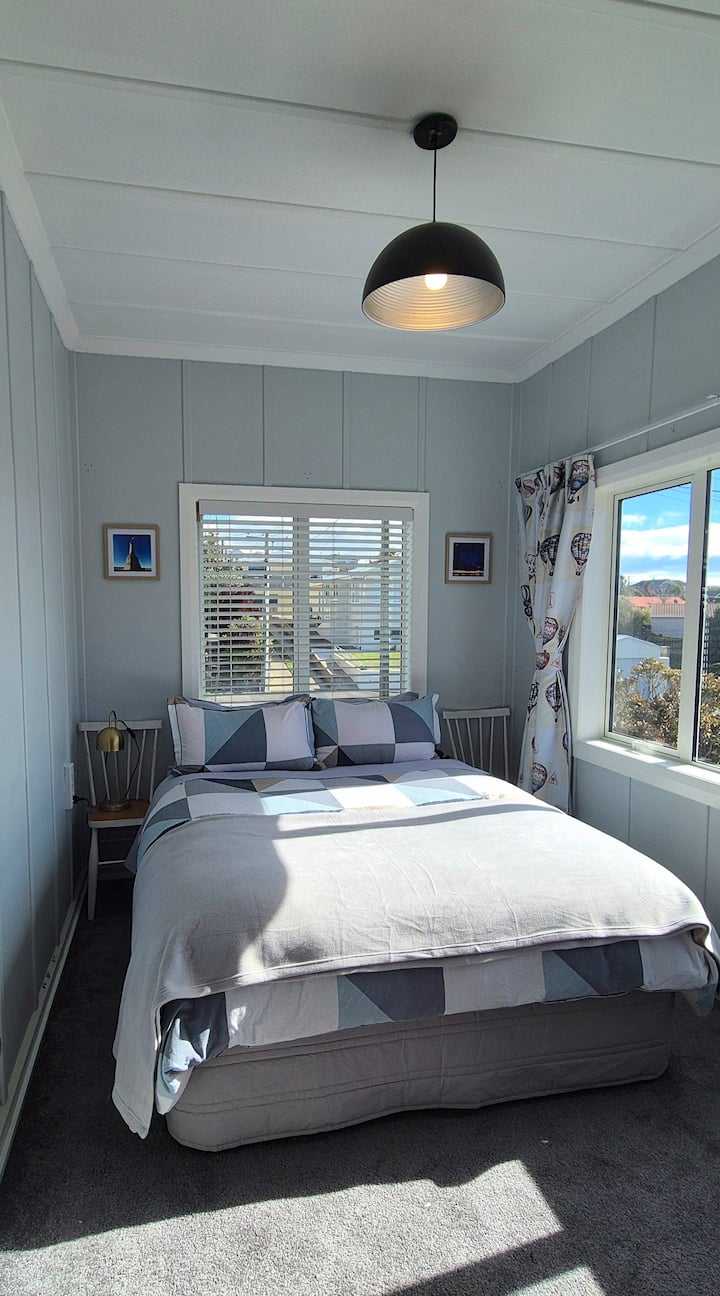 Ure Seaview Apartment A - Oamaru