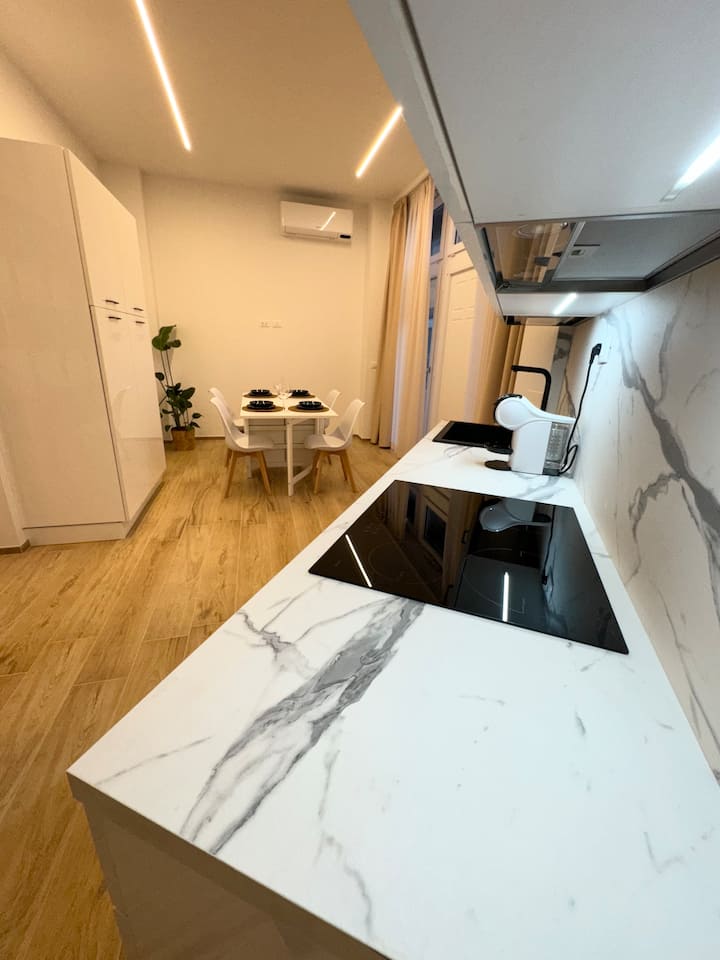 Appartamento In Centro Con Posto Auto - Pesaro