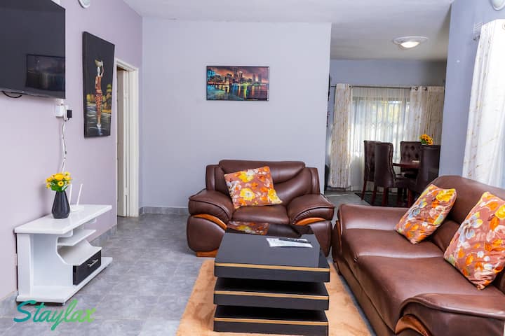 Staylax Guesthouse - Hatfield Manor 1 - Harare