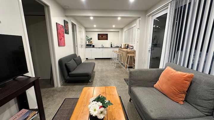 Cozy 1 Bed 1 Bath Studio Kingsland - Morningside - オークランド
