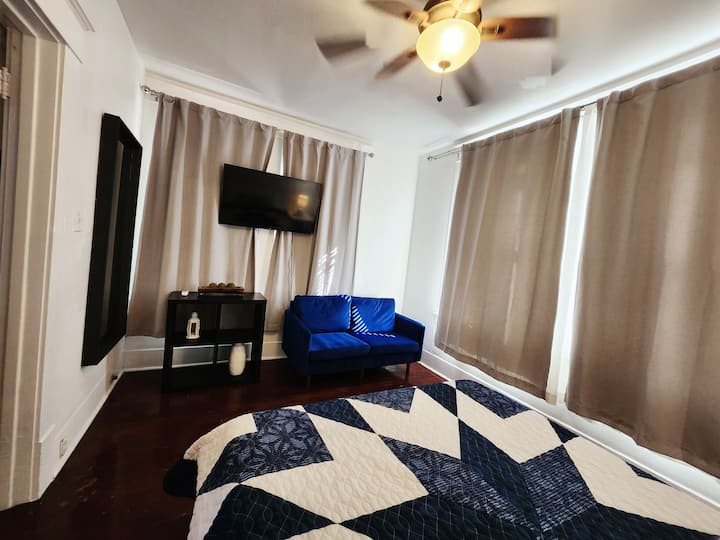 La Mission In Montrose - Free Off Street Park #3 - Uptown - Houston