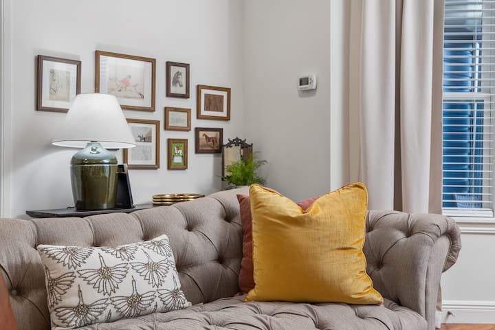 Boutique Chic | Downtown | Parking | Wec & Springs - Ocala, FL