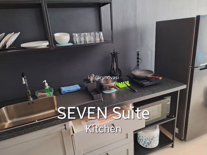Seven Suite - Surabaya