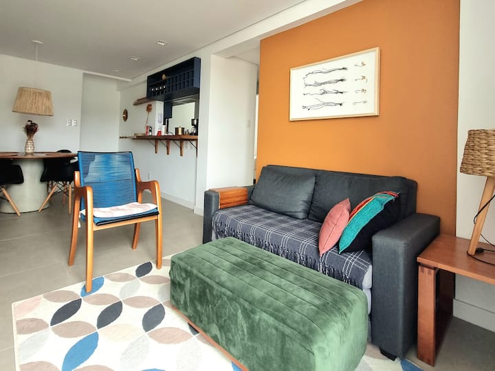 Recém Reformado! Conforto & Estilo No Centro - Florianópolis