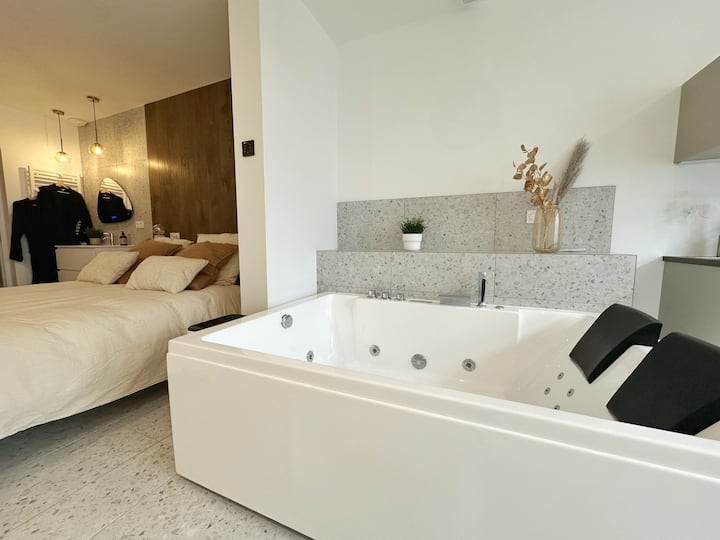 L'intemporel : Balnéo, Cosy, Romantique, - Lille