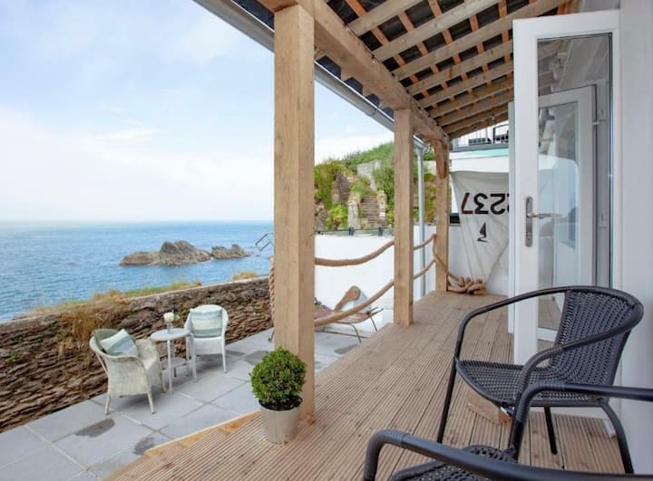 Private Sea View Apartment - Combe Martin Bay