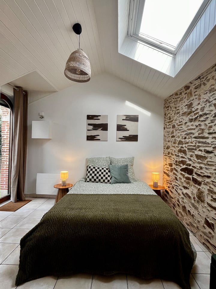 Studio Du Xviii Dans Un Cadre Calme Et Verdoyant - Rezé