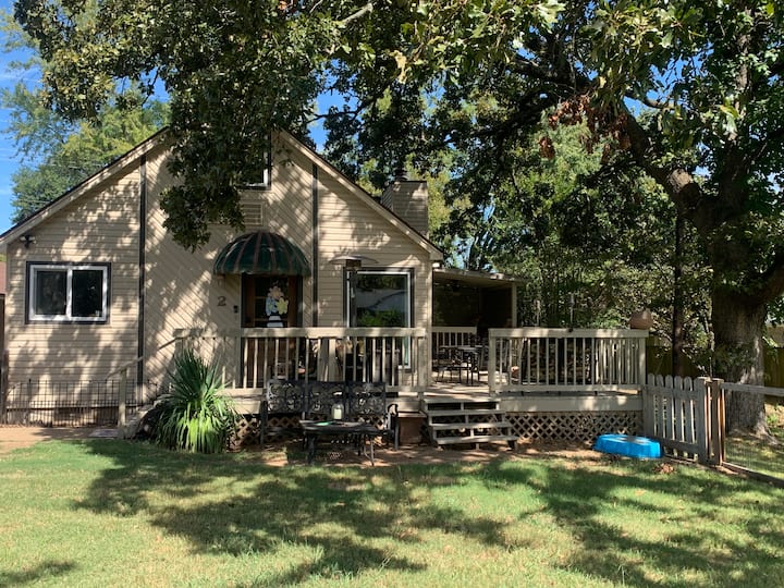 Heavenly Hidden Duplex! - Fort Smith, AR