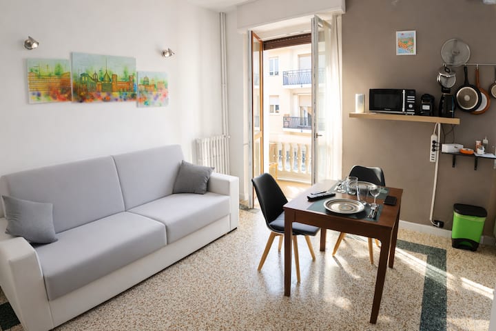 Dolce Bilocale Vicino Al Fiume Po' E Al Centro - Turín