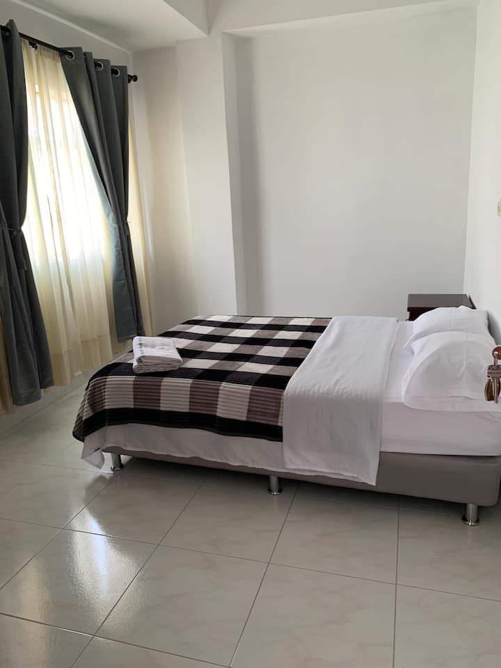 Habitación 4, Con Baño Y Cocina - Sevilla