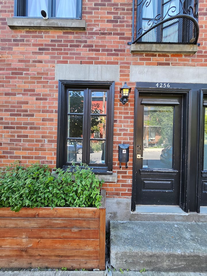 Beautiful Studio In The Plateau - Montreal