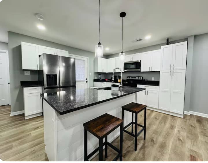 New Cozy Home! Near To Airport - Riverdale, GA