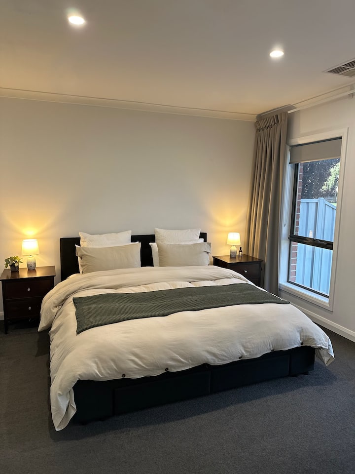 The Walnut Residence- Modern 3bedroom - 米爾杜拉