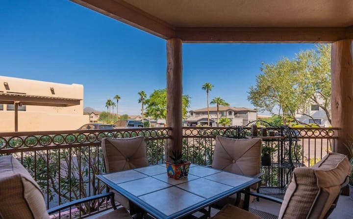 Location, Pool, Hot Tub & Cozy - Fountain Hills, AZ