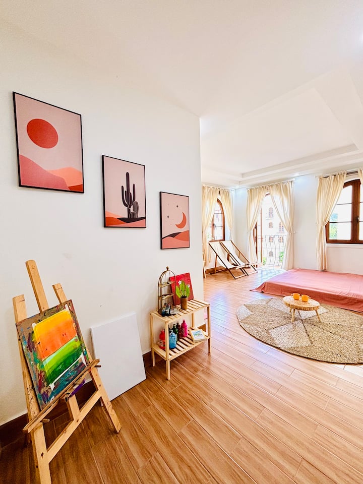 Cá Cúi Autumn Room - Vietnam