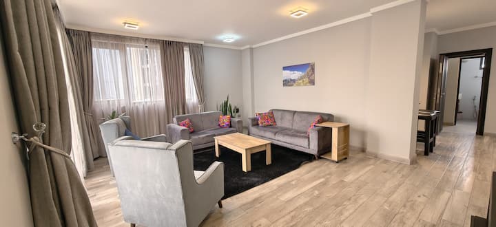 Downtown Bole Bel Yir Luxury Apartment - Addis Ababa