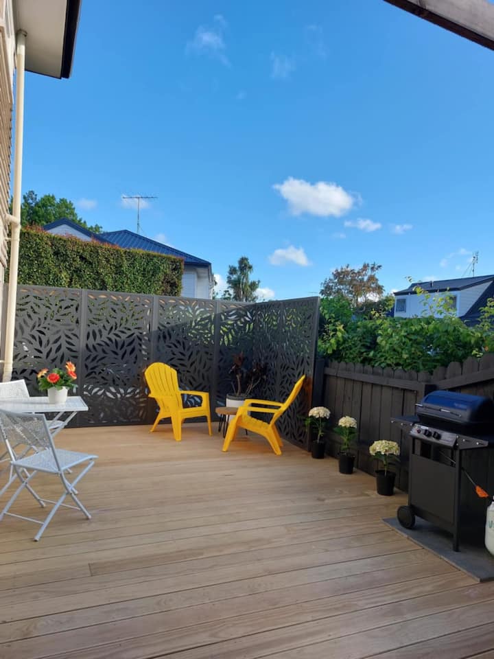Howick Hideaway - Beachlands