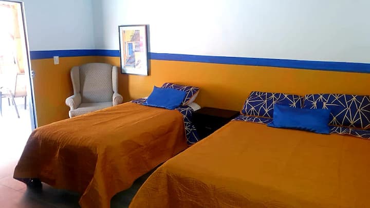 El Texano Ortiz Room 1 - Hidalgo