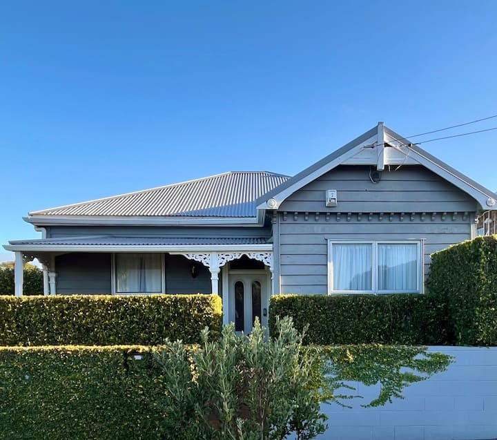 Comfortable, Convenient & Central! - Auckland