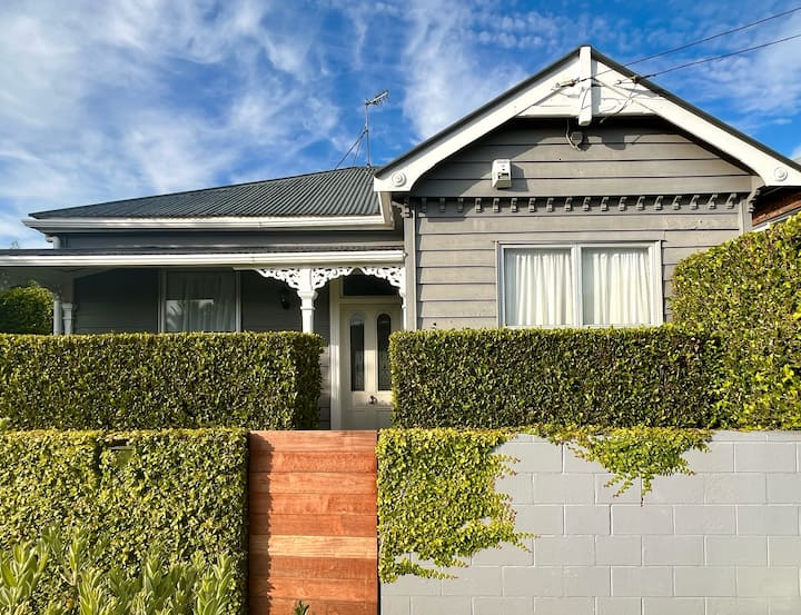 Comfortable, Convenient & Central! - Auckland