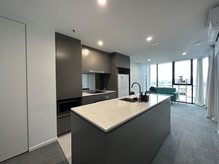 New & Rated | Free Spa, Gym, Parking & More - Belconnen