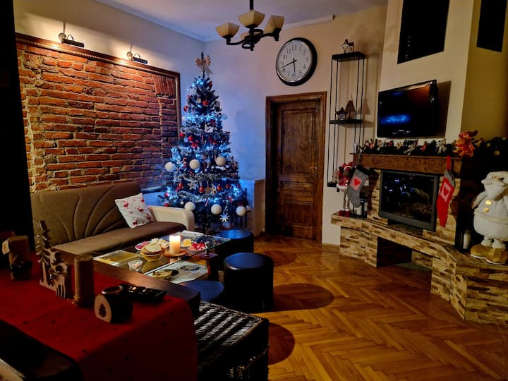 De Mijloc 185 Charming House - Brașov