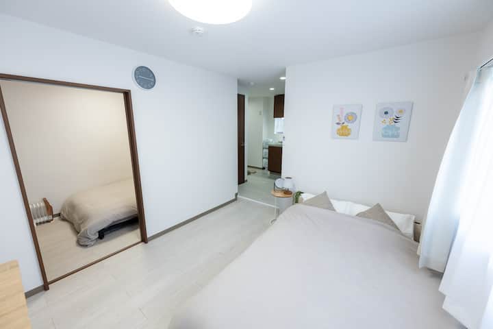 池袋に近いレトロな下町・西巣鴨で滞在。寝室2部屋、最大4名宿泊可/長期滞在歓迎！ - Ikebukuro