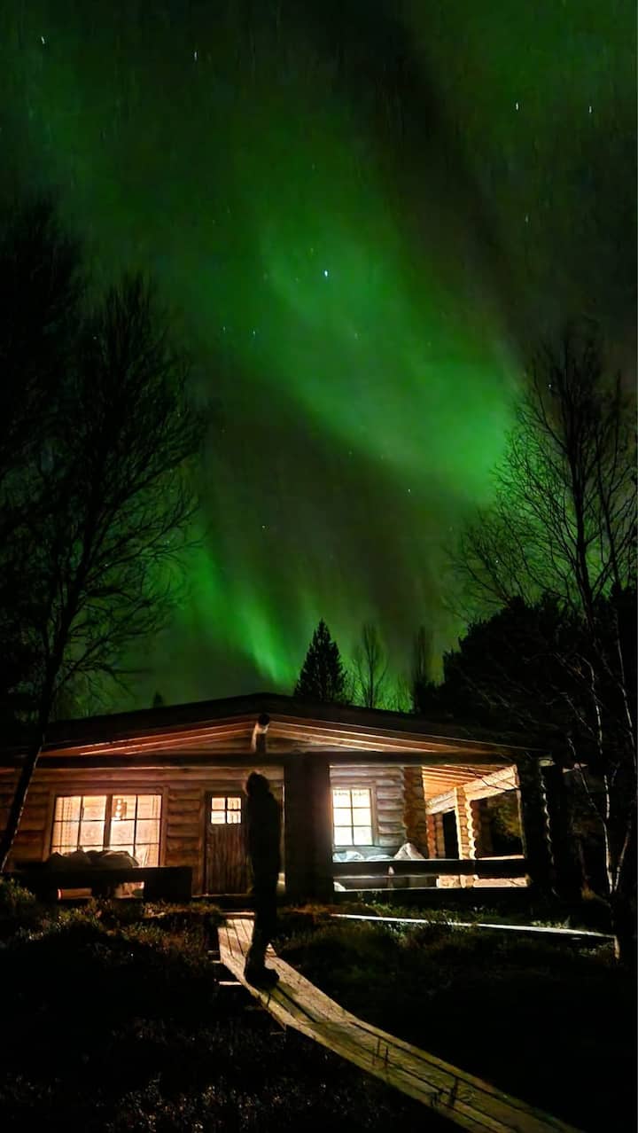 Hillavilla In The Chore Of Lake Inari - Inari
