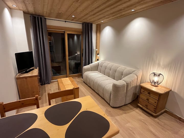 Méribel Plateau - 2 Pièces Rénové Skis Aux Pieds - Courchevel 1850