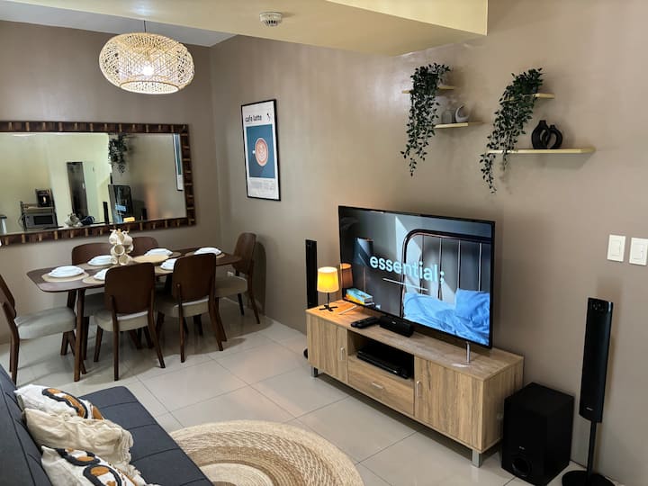 Yume 2br Makati | Spacious + Amazing Balcony Views - Manila
