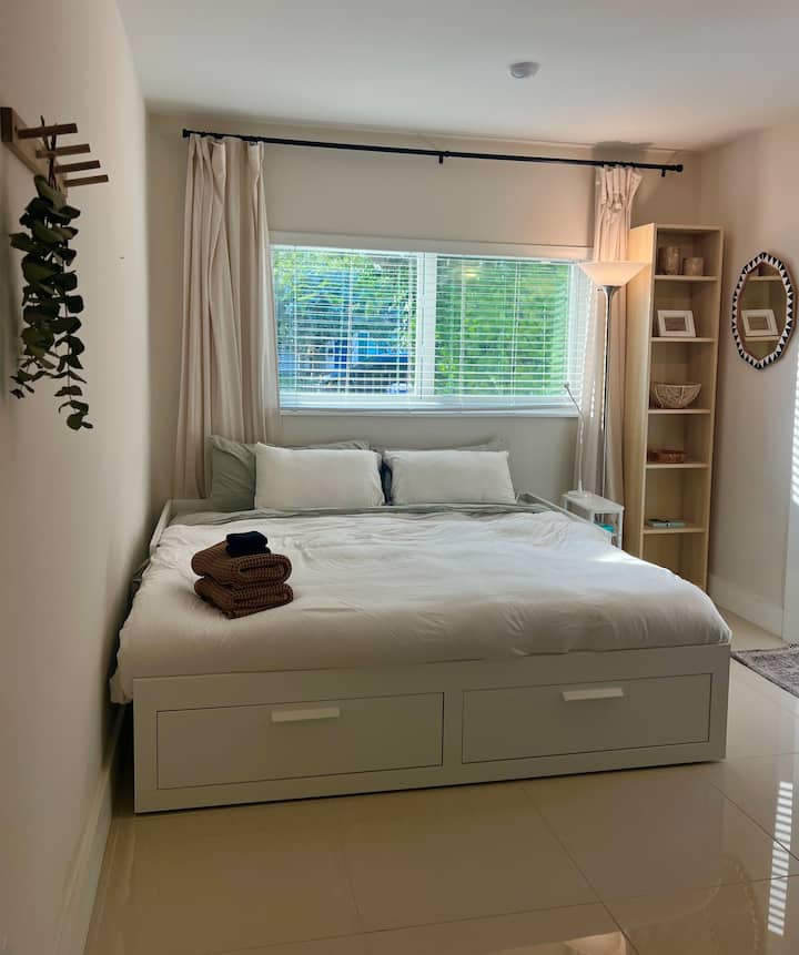 Cozy & Airy Studio In The Heart Of Miami - Miami