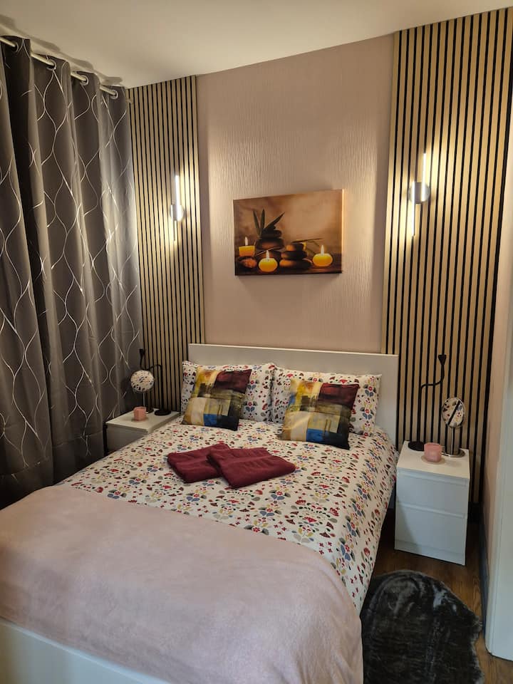 Kensington Olympia Flat - London