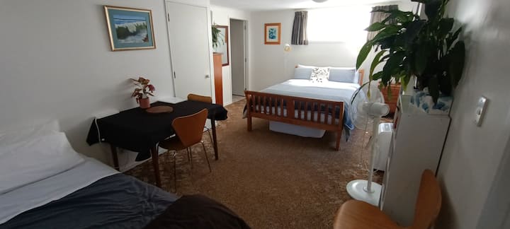 Mount Self-contained Studio Near Beach + Pool - Mount Maunganui