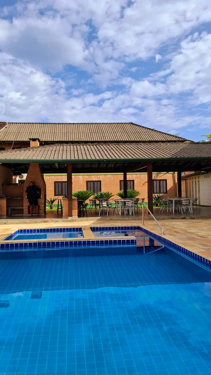 Apê / Piscina, Ar Cond E Wi-fi 800m Orla Itaguá - Ubatuba