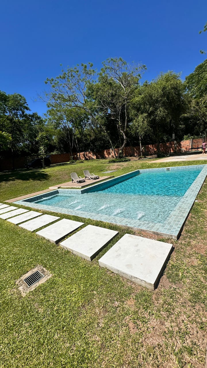 Hermosa Casa, 3200mts, Amplio Y Cerca Del Centro - San Bernardino