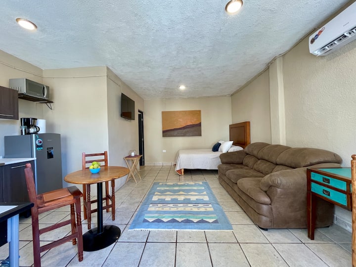 Central Studio Apartment - Todos Santos