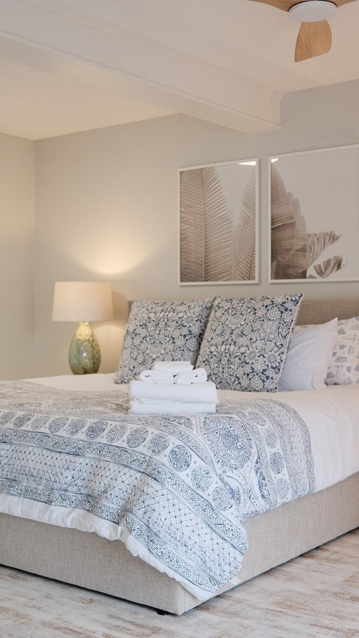 Beachside Retreat Jax Beach | The Quarterdeck Unit - Atlantic Beach, FL