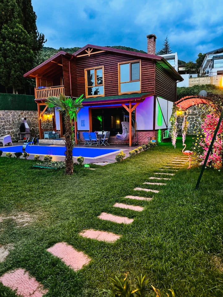 Mehmetbey Bungovilla Sıcak Havuz (Villa 2) - Maşukiye